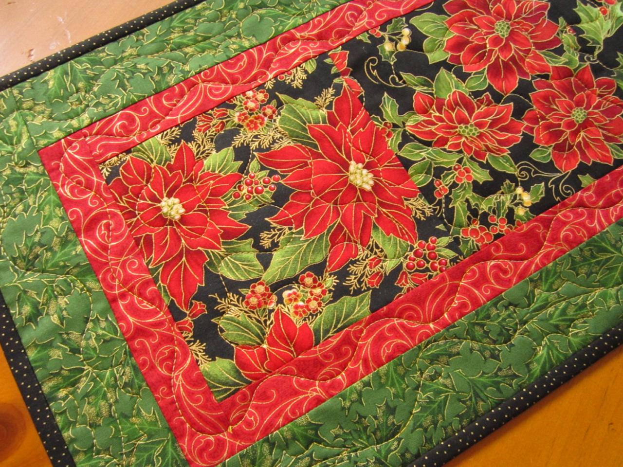 Christmas Poinsettia Handmade Table Runner Quilted on Luulla