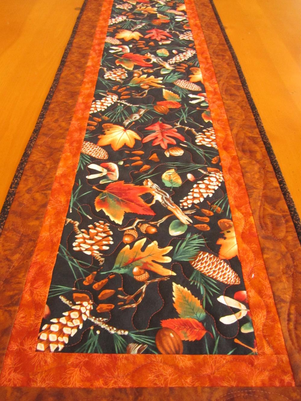 Rustic Mountain Table Runner on Luulla