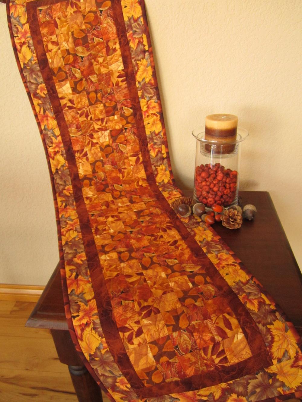 Rustic Leaves Fall Table Runner on Luulla