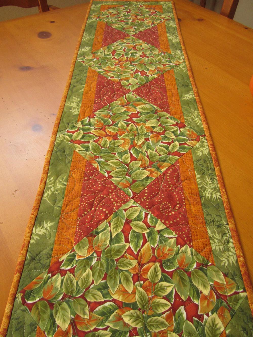 Leaves Of Fall Table Runner on Luulla
