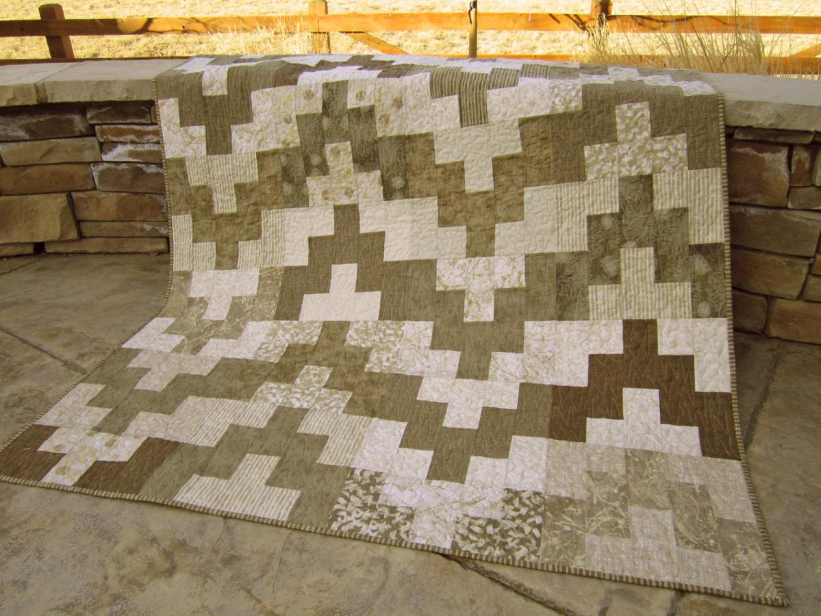 Patchwork Quilt Neutral Zigzag on Luulla