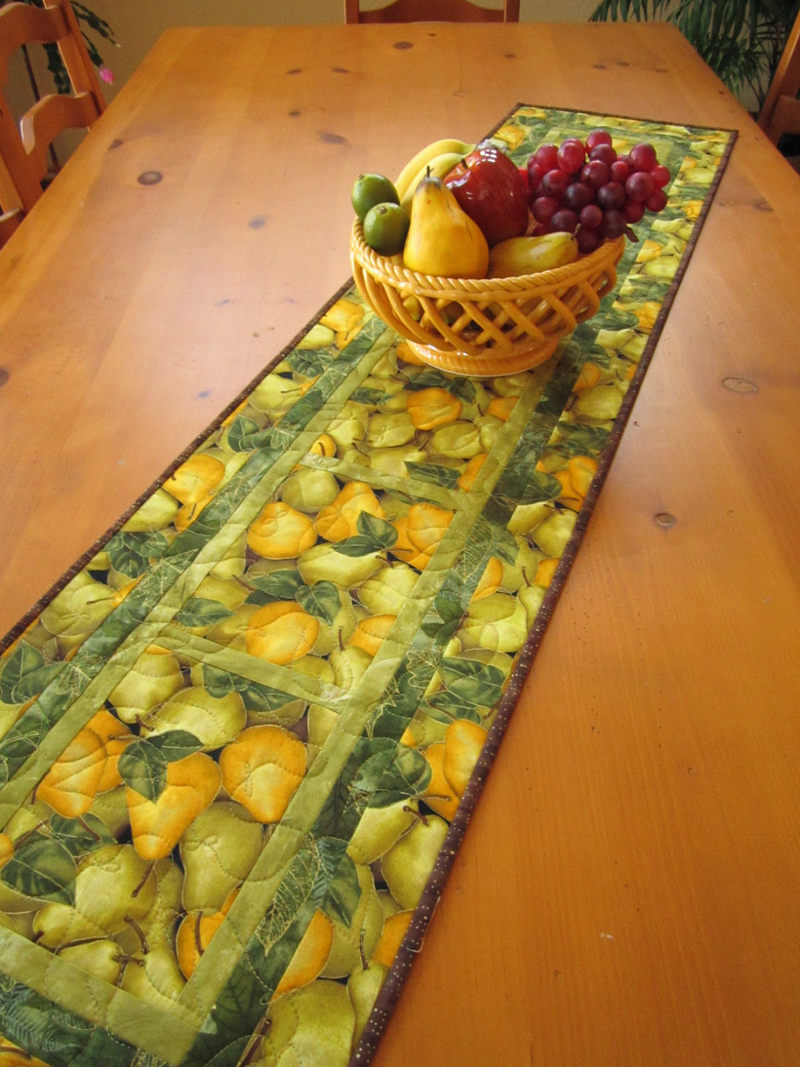 Handmade Quilted Table Runner Pears on Luulla